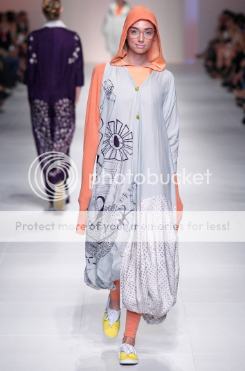 Phillipa Gleeson | Page 4 | the Fashion Spot