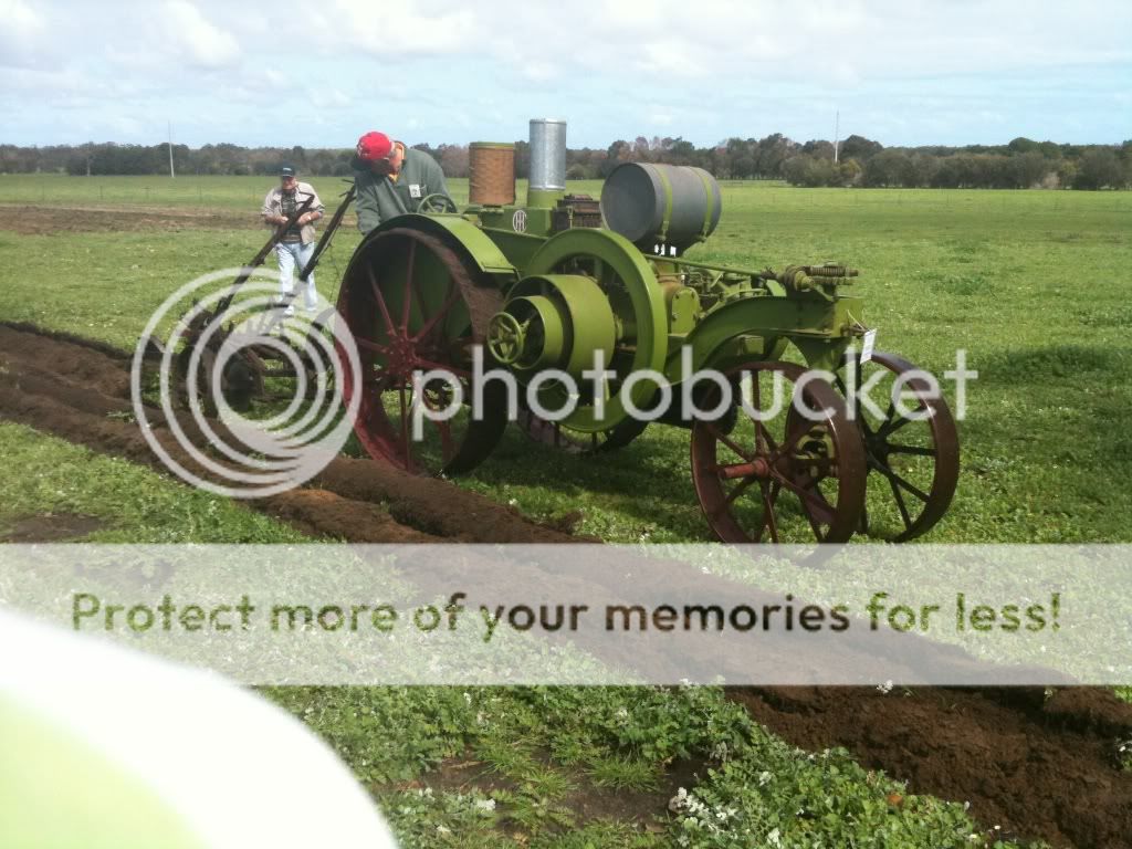 Random Tractor Photos - Forum - Historic Commercial Vehicle Club of ...