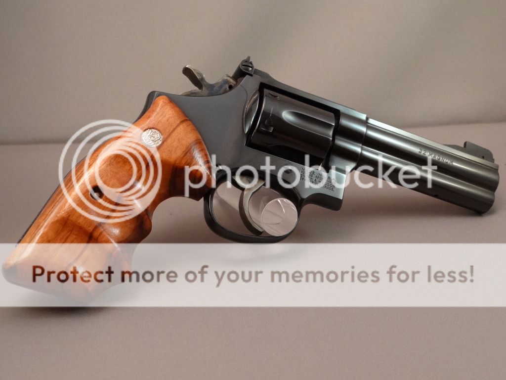 Revolver fans - Do you prefer a full lug or shrouded ejector rod ...